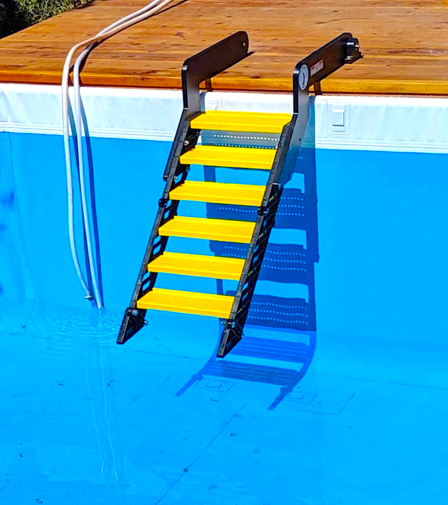 WATERDOG LADDER FOR POOL & BOAT: easy water access for your pet and ...